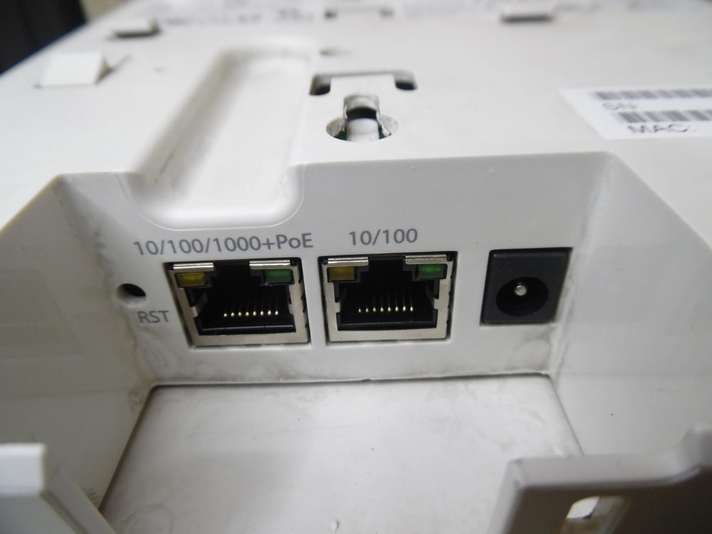 Ruckus 901-7372-US00 Wireless ZoneFlex 7341 Internet Access Point - Max ...