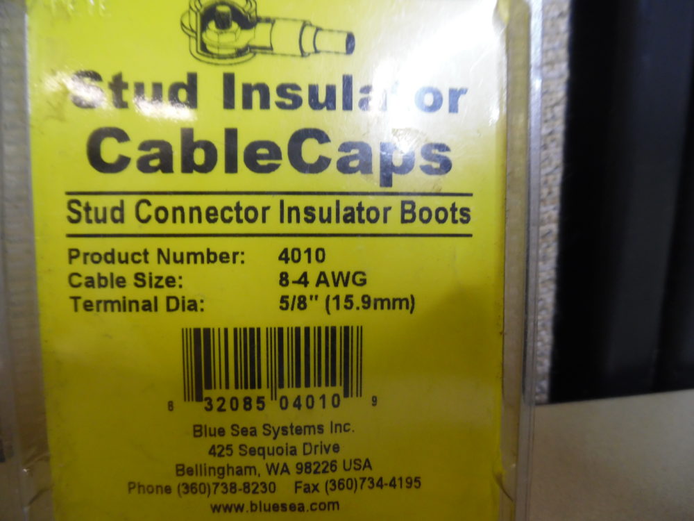 Blue Sea Systems 4010 Stud Insulator High Amp 4-Pack Cable Caps 8-4 AWG ...