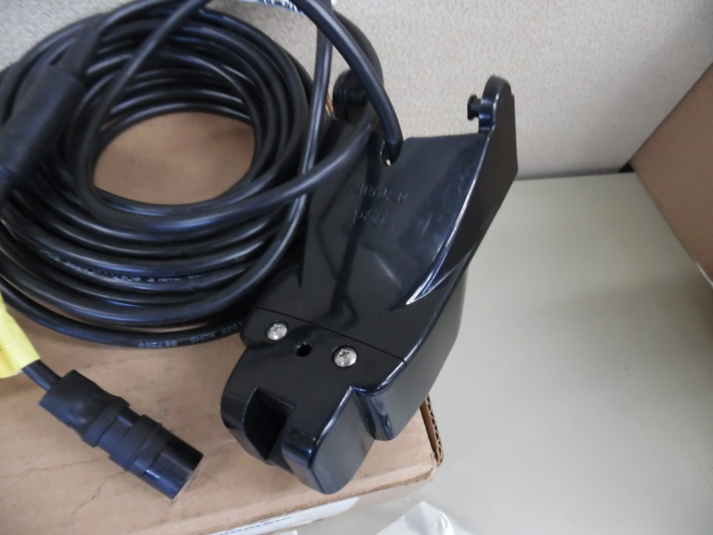 Raymarine P66 Triducer Transom Mount Transducer 50/200 - E66054 - New ...