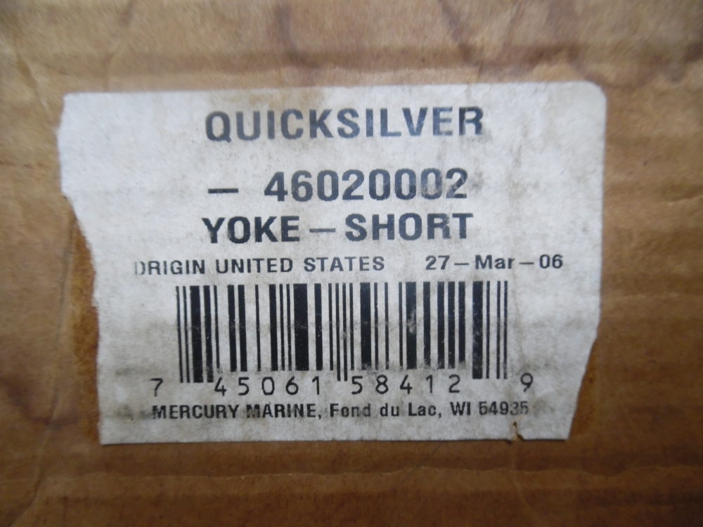 OEM QUICKSILVER MERCURY 46020002 YOKE SHORT STUB - Max Marine Electronics