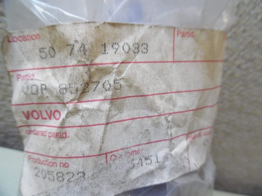 Genuine Volvo Penta 852705 Pivot Pin Steering Bushing Helmet - Max ...