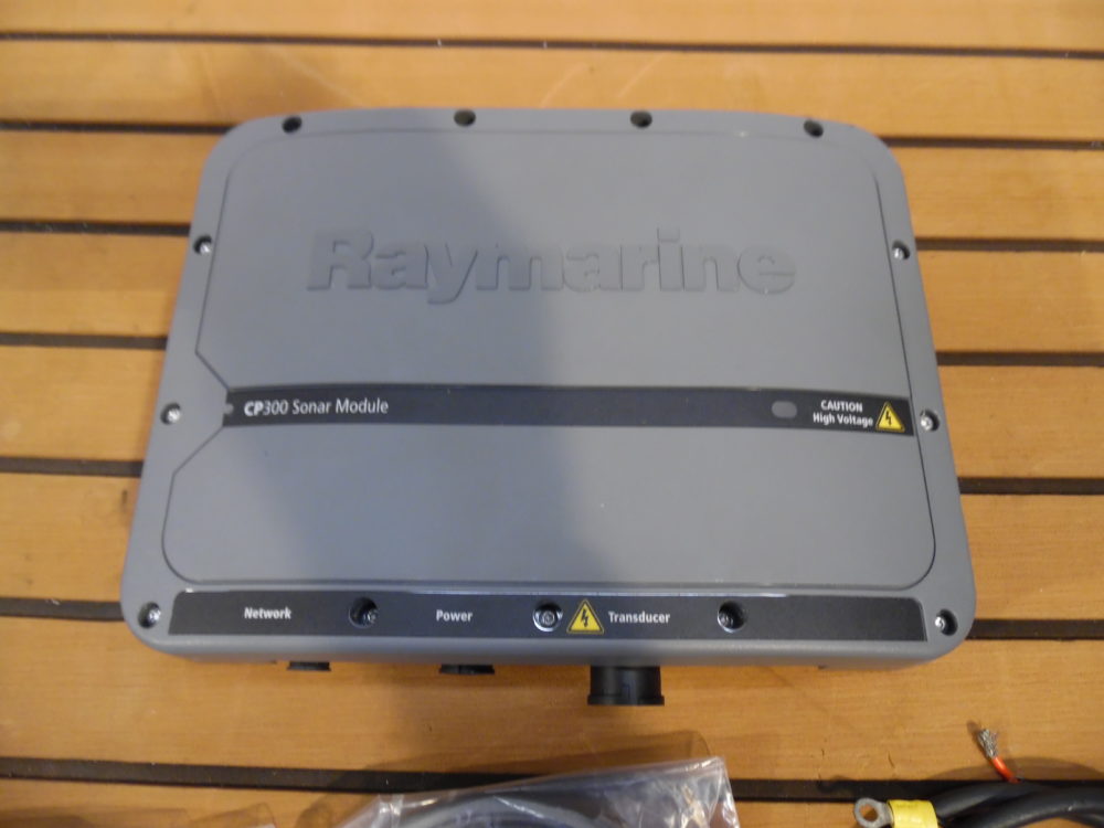 Raymarine CP300 Digital Sonar Sounder Module E70154 & Cables - TESTED w ...