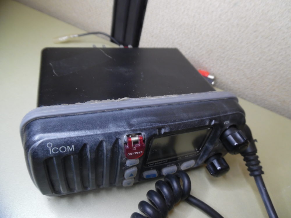 Icom IC-M402 Marine VHF Radio Transceiver w/ Microphone - FULLY TESTED ...