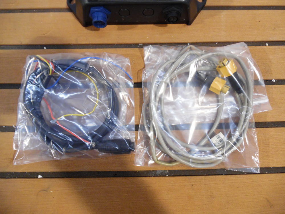 Simrad Sonar Hub Module w/ Cables ~ Good Condition W/ 90 Day Warranty ...