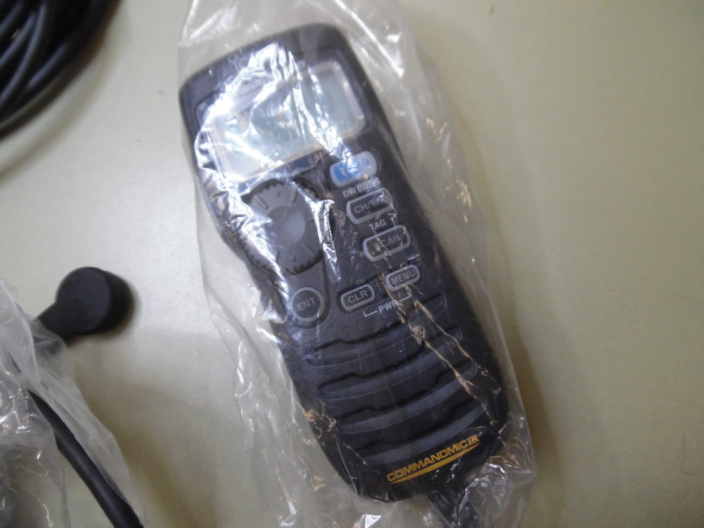 ICOM HM-162B VHF Command Microphone Mic III w/ 20 ft Connection Cable ...
