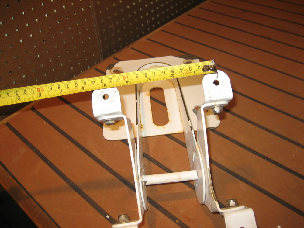 Stainless Mast Mount for Furuno 15" 18" Dome Radars - Max Marine ...