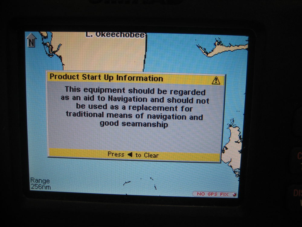 Simrad AI50 Display with Suncover - Tested for Power On, Needs ...