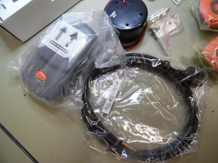 Raymarine Lifetag Wireless Man Overboard System Pods SeaTalk - Max ...