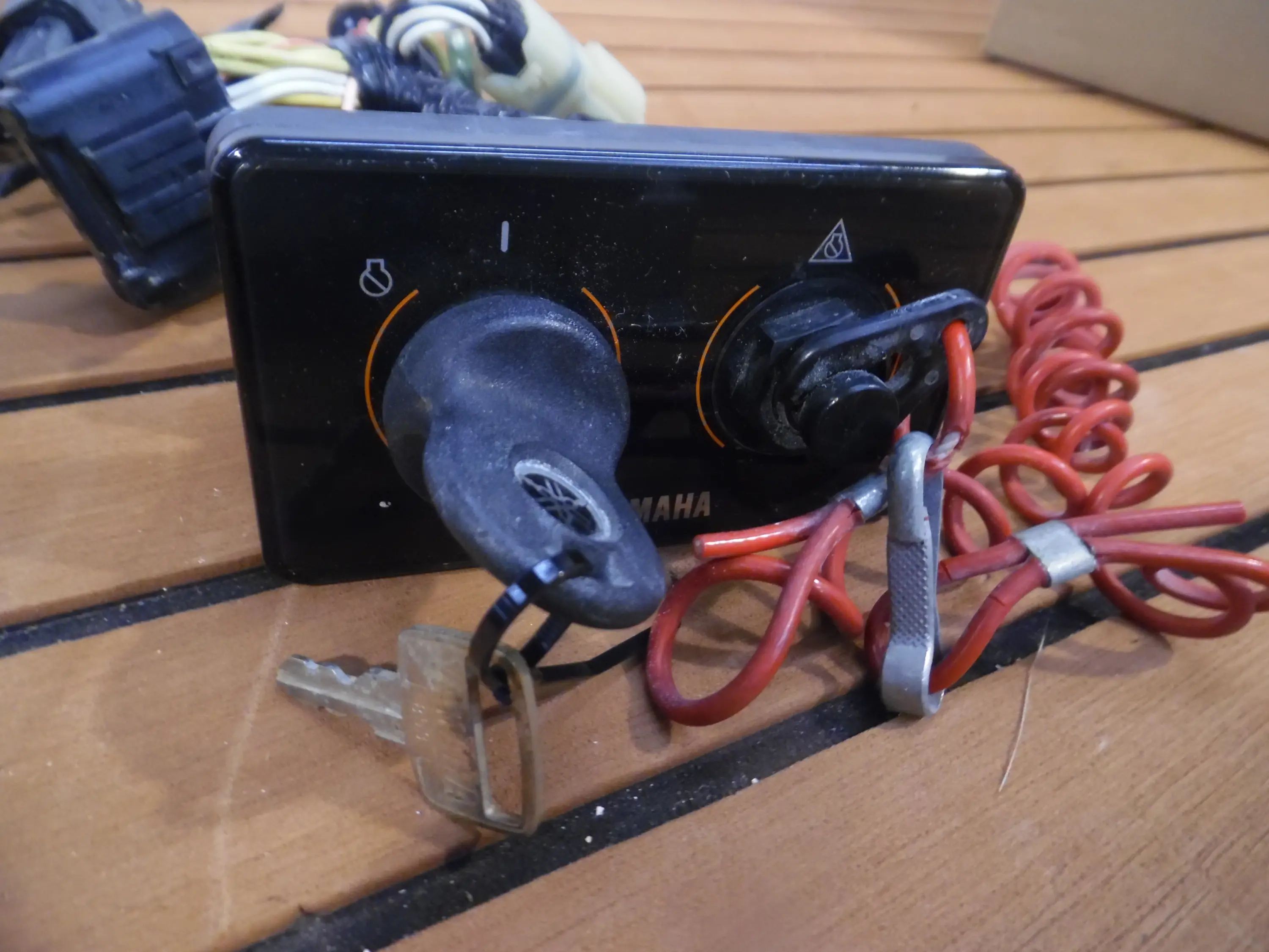 OEM YAMAHA Lower Triple Electric Shifter w/ Module, Start/Stop, Key ...