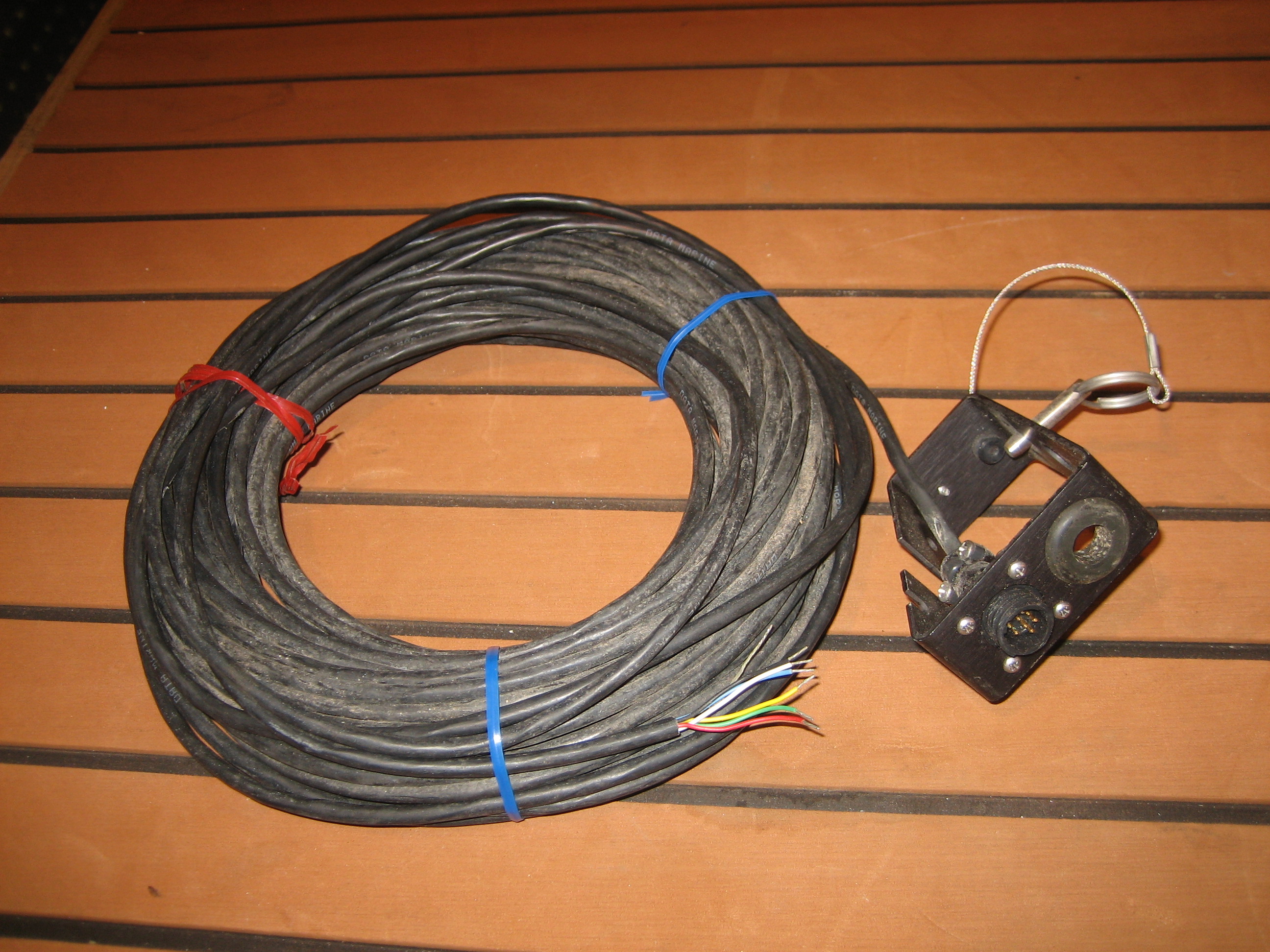Datamarine OEM Original NEW 80' Masthead Cable w/7 Pin Masthead Mount ...