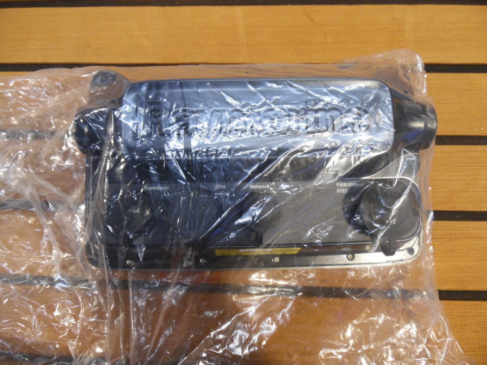 Raymarine e7D Touchscreen Chartplotter - FACTORY REFURB w/2 YEAR ...