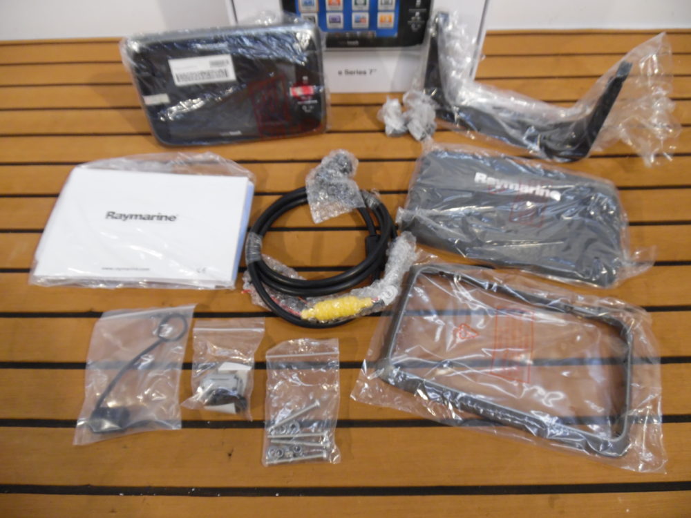 Raymarine e7D Touchscreen Chartplotter - FACTORY REFURB w/2 YEAR ...