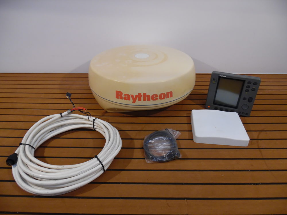 Raytheon RL70 Radar Display + 4kw M92652 Radar Dome - Complete Radar ...