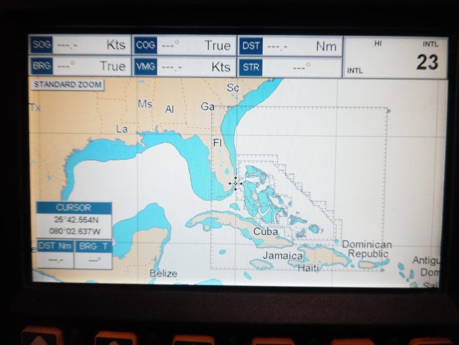 Standard Horizon GPS Chart CPV350 Chartplotter/VHF Display - 90 Day ...