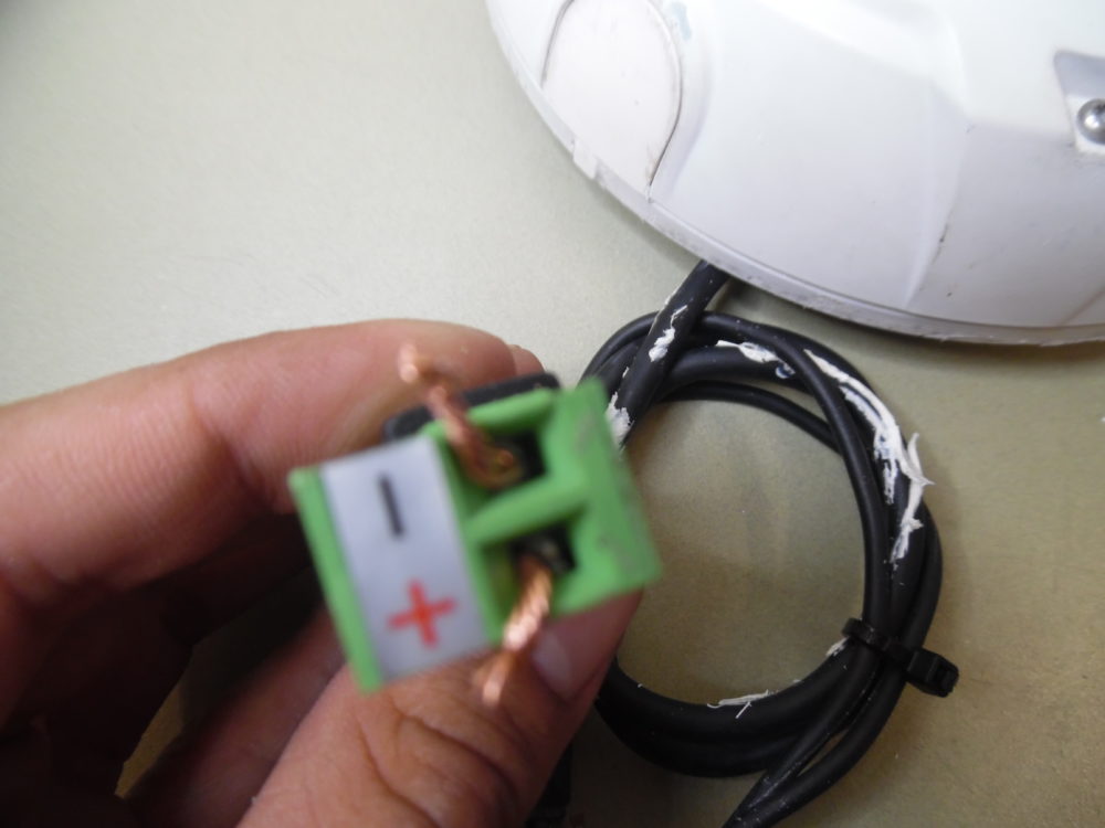 Versiton VHR-V955 Vandal-Proof Dome Security Surveillance Camera w ...