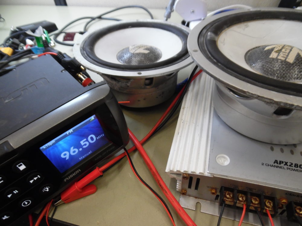 Fusion MS-IP700i Marine Stereo Sirius/NMEA/USB/AUX/FM - Max Marine ...