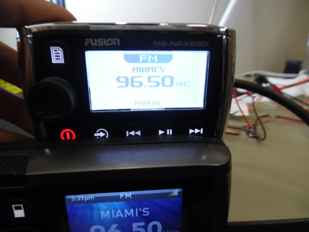 Fusion MS-IP700i Marine Stereo Sirius/NMEA/USB/AUX/FM - Max Marine ...