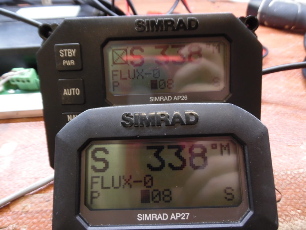 Simrad AP27 Handheld Autopilot Control Head - 22088090 - GREAT ...