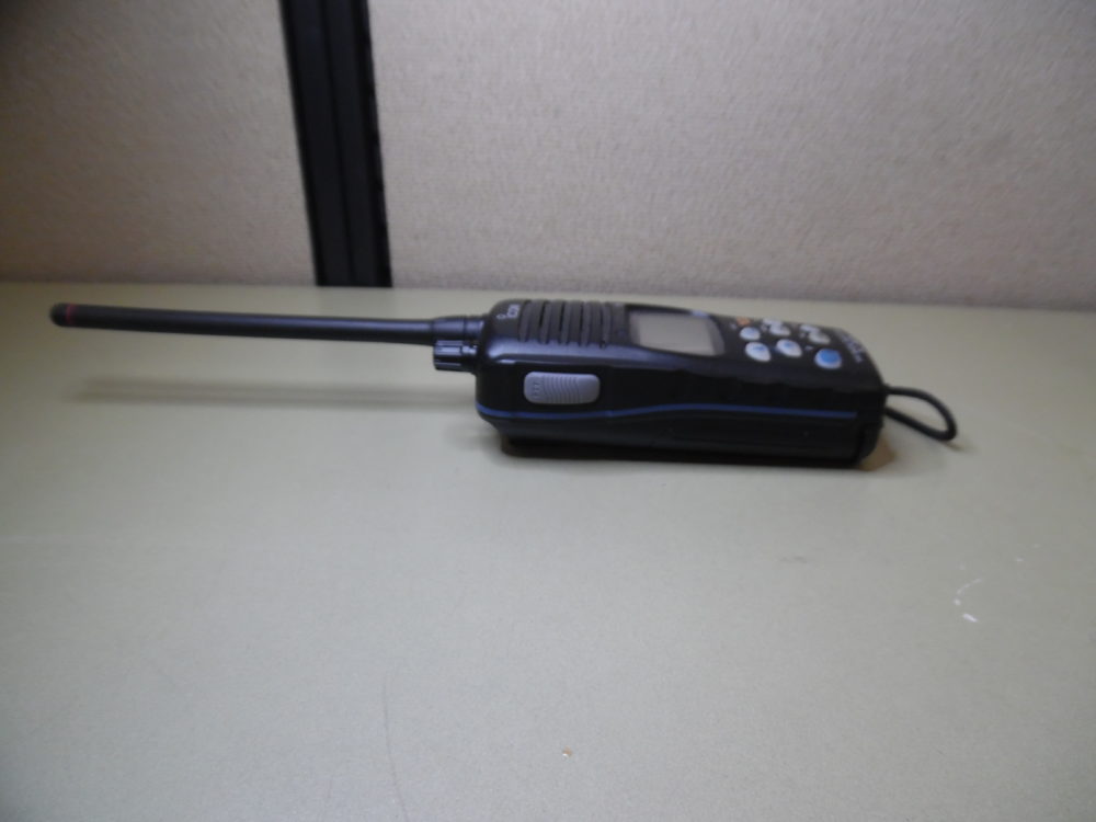 Icom IC-M2A Marine Waterproof VHF Transceiver - Max Marine Electronics