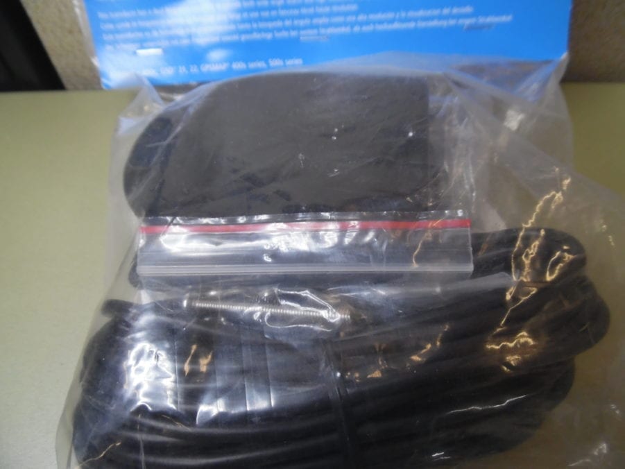 Garmin 010-10272-00 TRANSOM MOUNT DEPTH / TEMPERATURE TRANSDUCER 50/200 ...