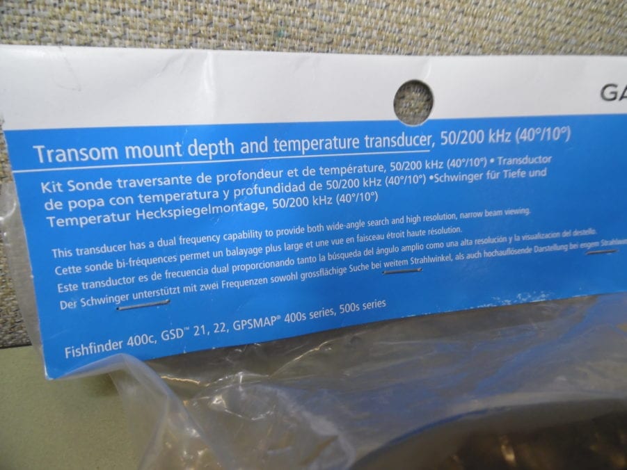 Garmin 010-10272-00 TRANSOM MOUNT DEPTH / TEMPERATURE TRANSDUCER 50/200 ...