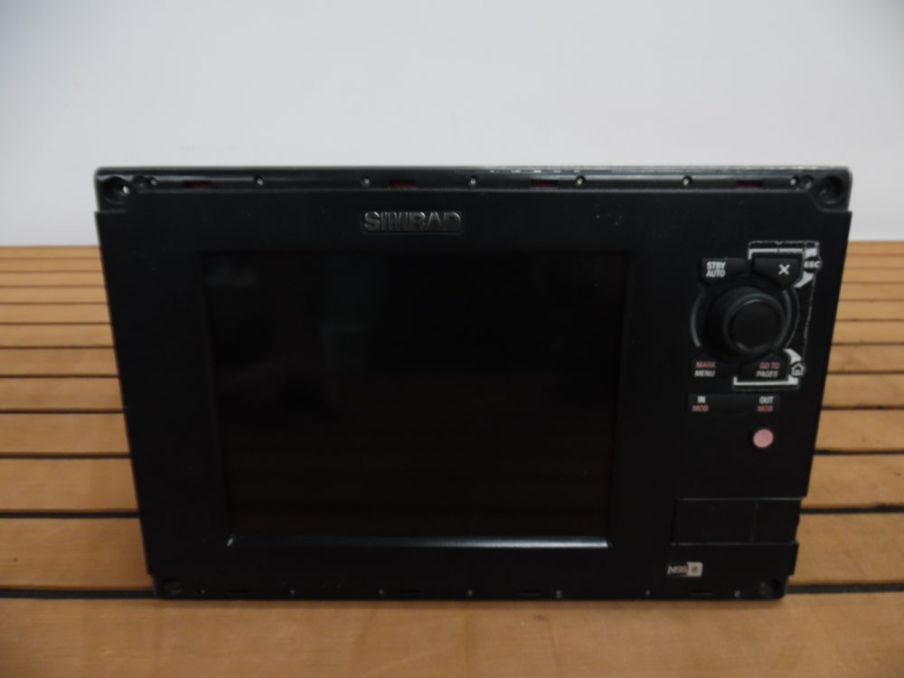 Simrad NSS8 Amer MFD Display + Suncover & Power Cable - Tested Working ...