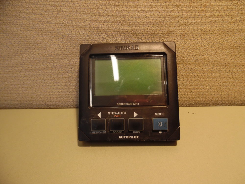 Simrad AP11 Autopilot Control Head 22085237 - Great Condition - 90 DAY ...