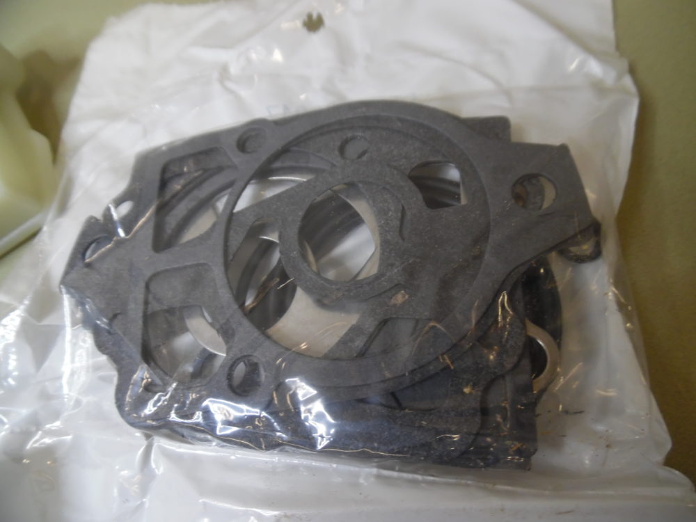 Sierra 18-3316 Water Pump Housing Kit Replaces Mercury 46-78400A2 - Max ...