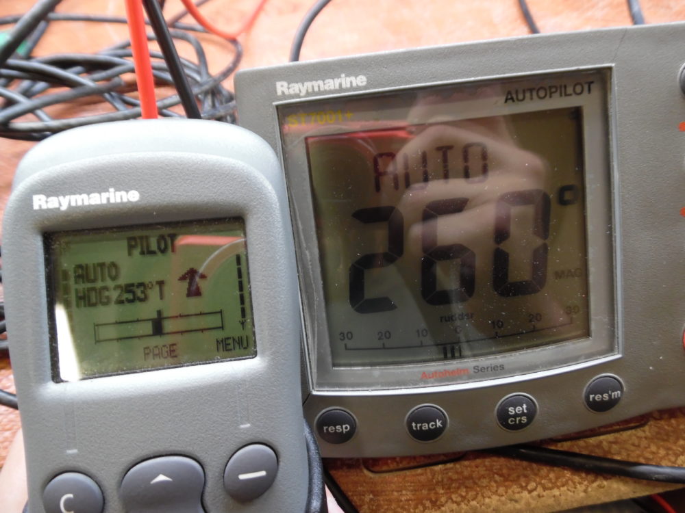 Raymarine SmartController Autopilot Wireless Remote w/ RF Base E15023 ...