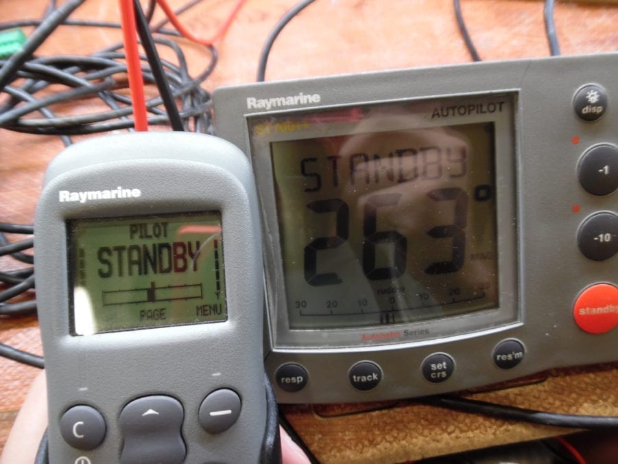 Raymarine SmartController Autopilot Wireless Remote w/ RF Base E15023 ...