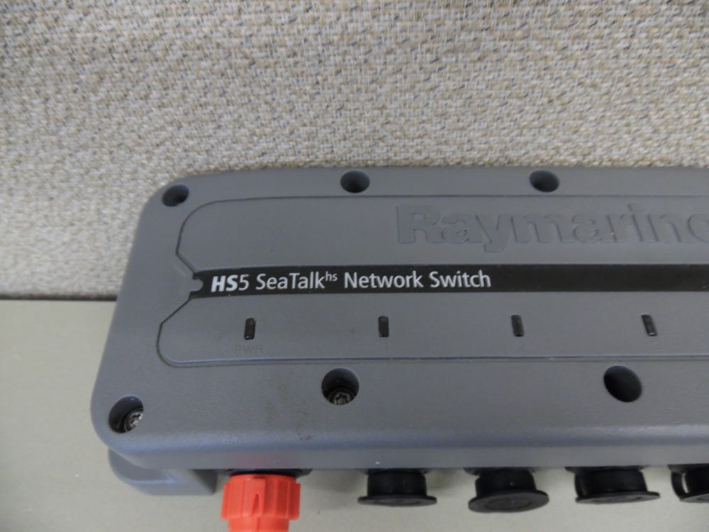 Raymarine HS5 Seatalk hs Raynet Network Switch - A80007 - Great Cond 90 ...