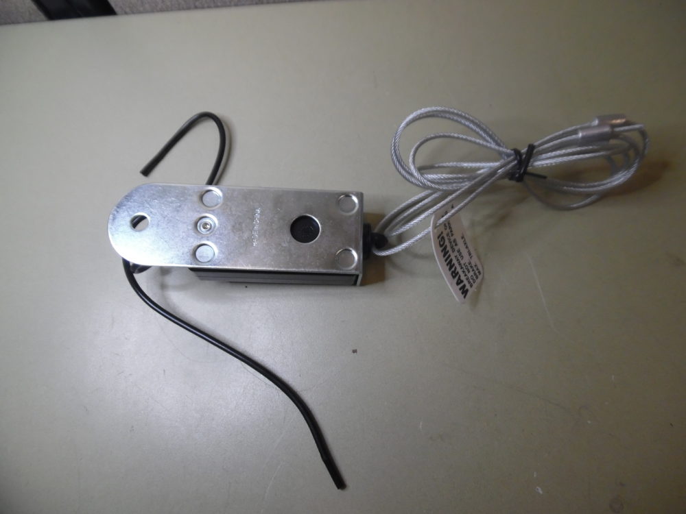 CEQUENT Electric Trailer Brakes Breakaway Switch 12VDC w/ Cable and ...