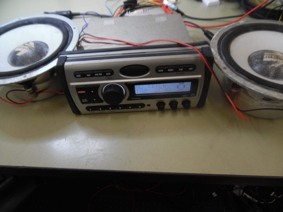 Clarion CMD5 Marine Stereo Head Unit w/ Wire Harness - Fully Tested ...