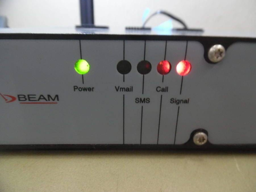 BEAM COMMUNICATIONS RST100 REMOTE SATELLITE TERMINAL w/ POWER ADAPTER ...