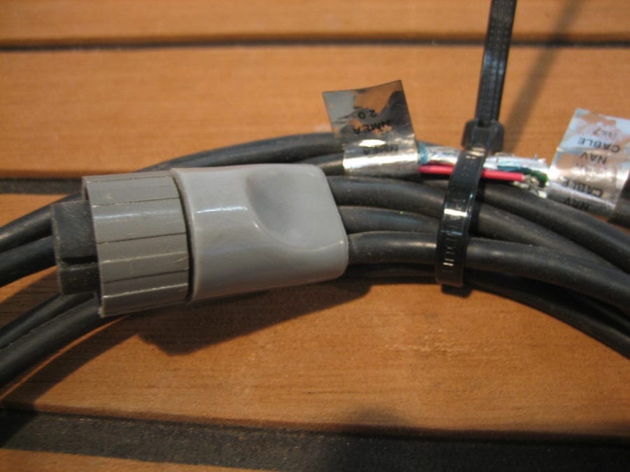 Lowrance Gray Power Cable, for LMS-350A - Hard to Find! - Max Marine ...