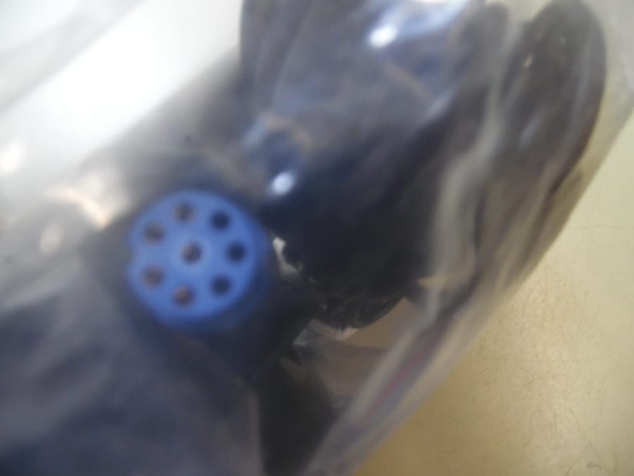 Garmin 010-10272-10 TRANSOM MOUNT DEPTH/TEMPERATURE TRANSDUCER 200/50 ...