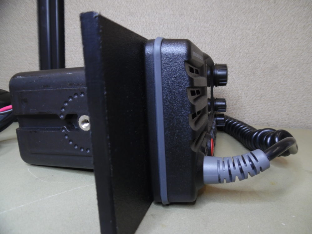 Standard Horizon GX2000 Matrix VHF w/ AIS / GPS Marine Radio w/ Mic ...