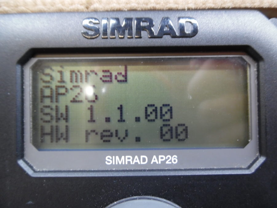 Simrad AP26 Autopilot Control Head 22087910 - Excellent Condition - 90 ...