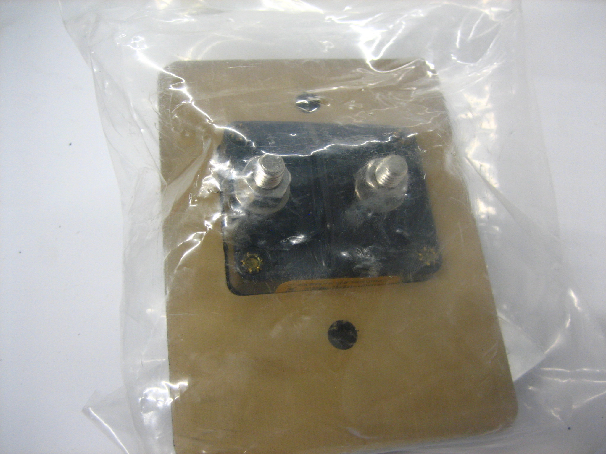Lewmar 68000604 Windlass / Winch Circuit Breaker 35 Amp 285035P - Max ...