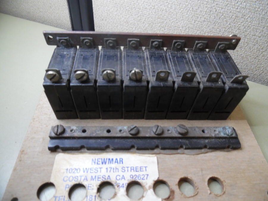 Newmar Nautilus Marine Boat Electrical 12V DC Breaker Panel w/ Labels ...