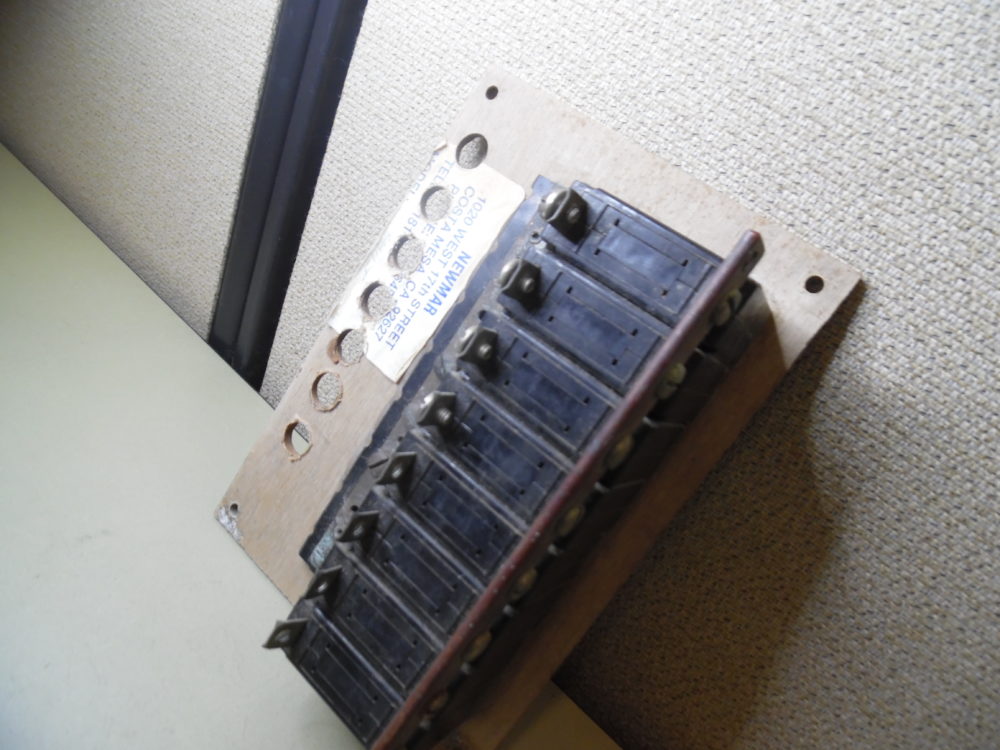 Newmar Nautilus Marine Boat Electrical 12V DC Breaker Panel w/ Labels ...