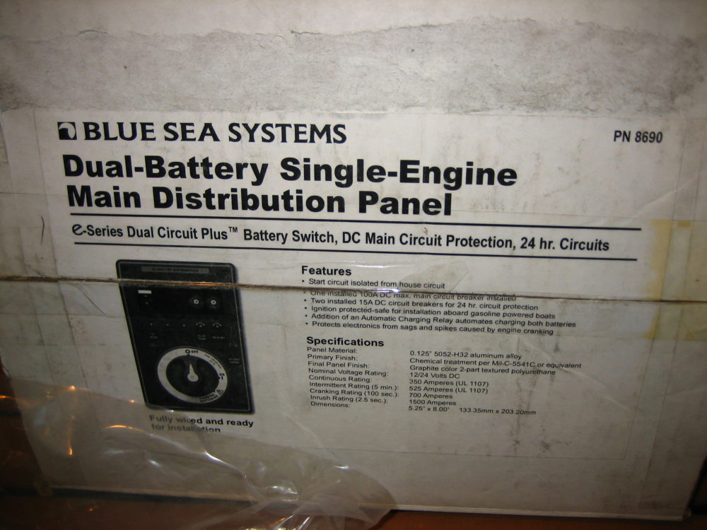 Blue Sea Systems Dual Battery Single Engine Main Distribution Panel ...