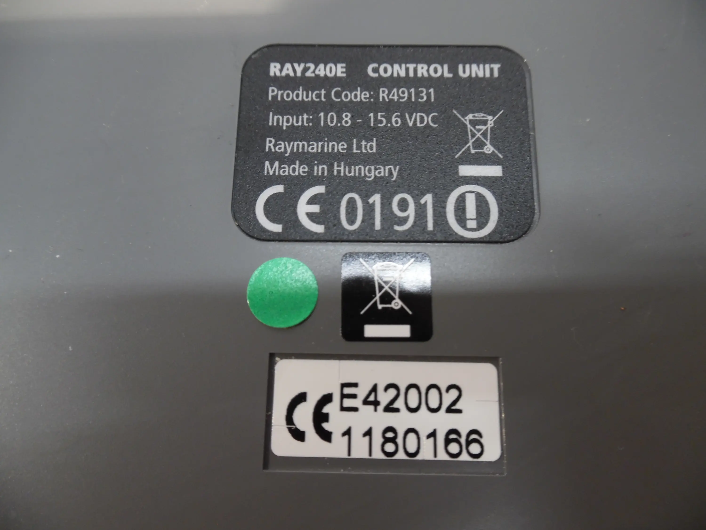 Raymarine RAY240E VHF Radio Transceiver - R49131 - E42002 Tested Good ...