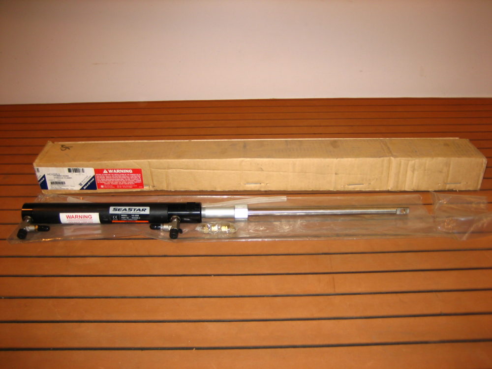 Seastar Teleflex Sterndrive Cylinder HC5328-3 125-8EM - New Old Stock ...