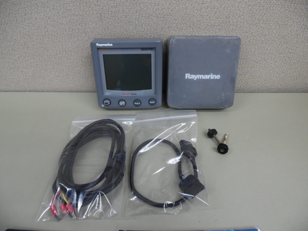 Raymarine ST60+ Graphic Instrument w Accessories - Good Cond ~ E22075-P ...