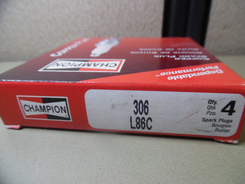 QTY Lot of 4 CHAMPION 306 L86C COPPER PLUS SPARK PLUGS - 4 Pack Box ...