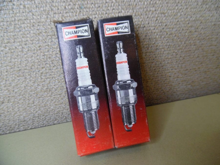 (2) CHAMPION 898 QL76V COPPER PLUS SPARK PLUGS - FREE US SHIPPING - Max ...