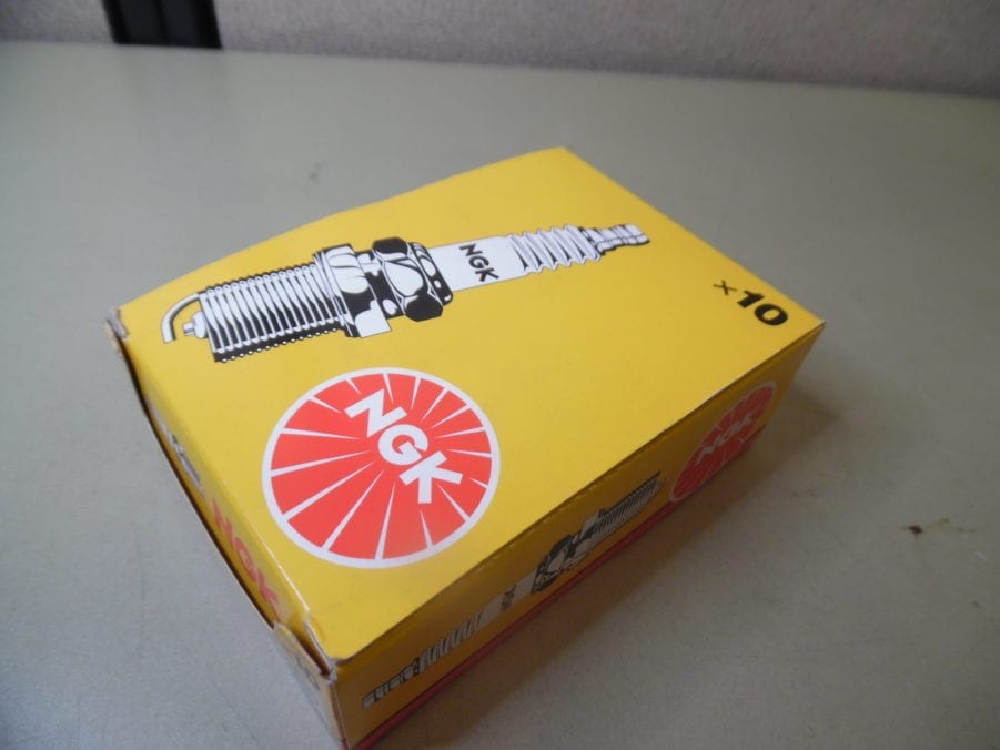 QTY Lot of 10 - NGK 6431 BU8H SPARK PLUGS - FREE US SHIPPING - 10 Pack ...