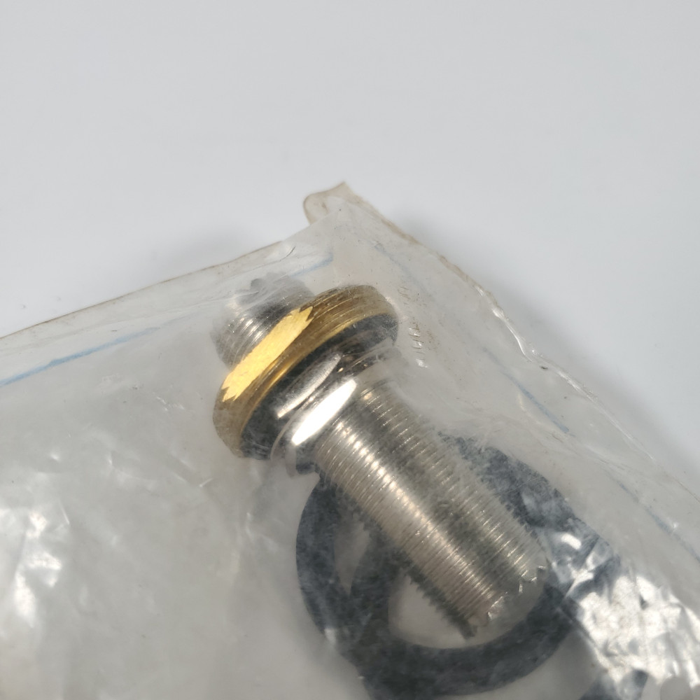 Antenex / Laird *NEW* VTPM 5/8" Hole Extra Thick Plate Mount Kit UHF ...