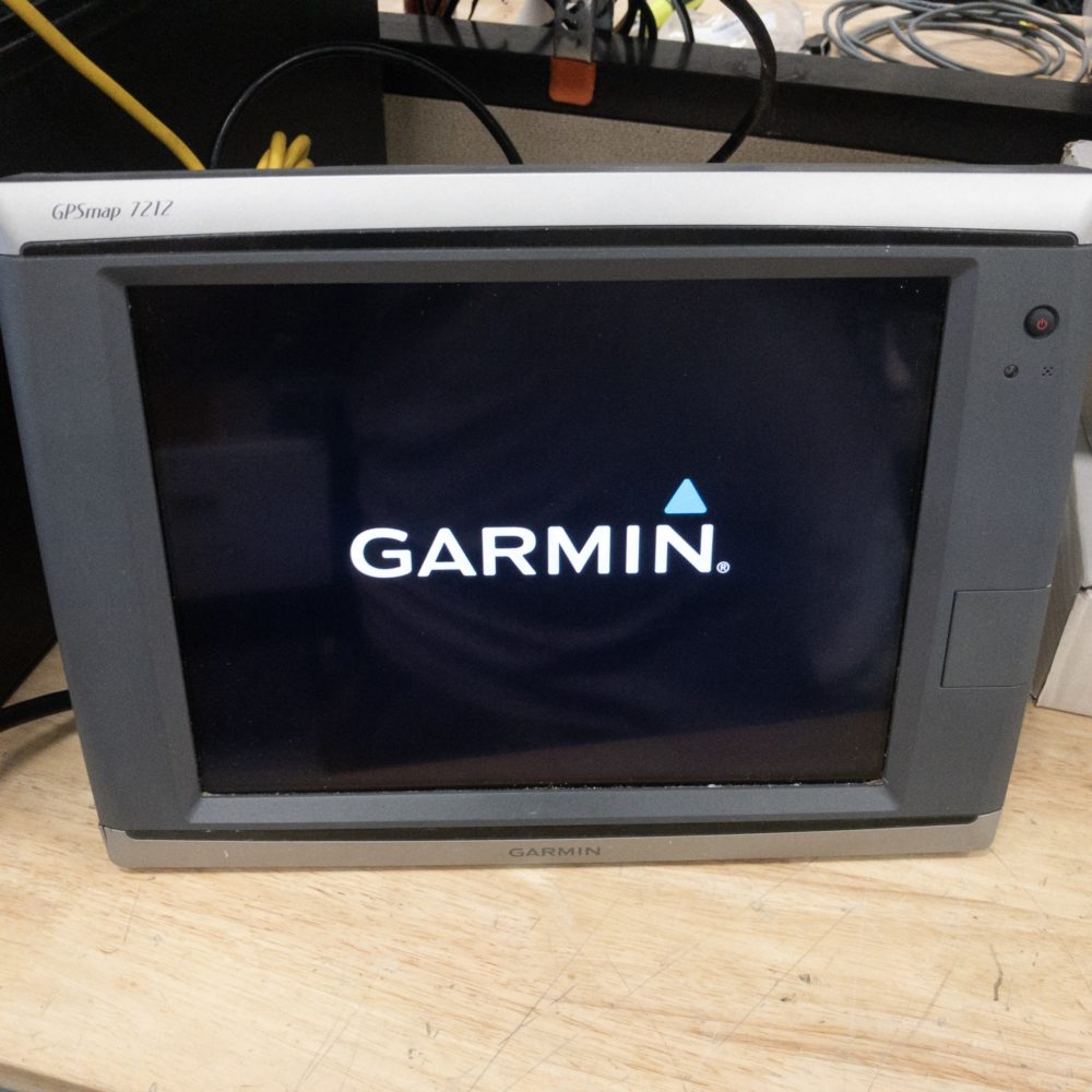 GARMIN GPSmap 7212 w/ Cables - 90 Day Warranty - Great Condition - Max ...